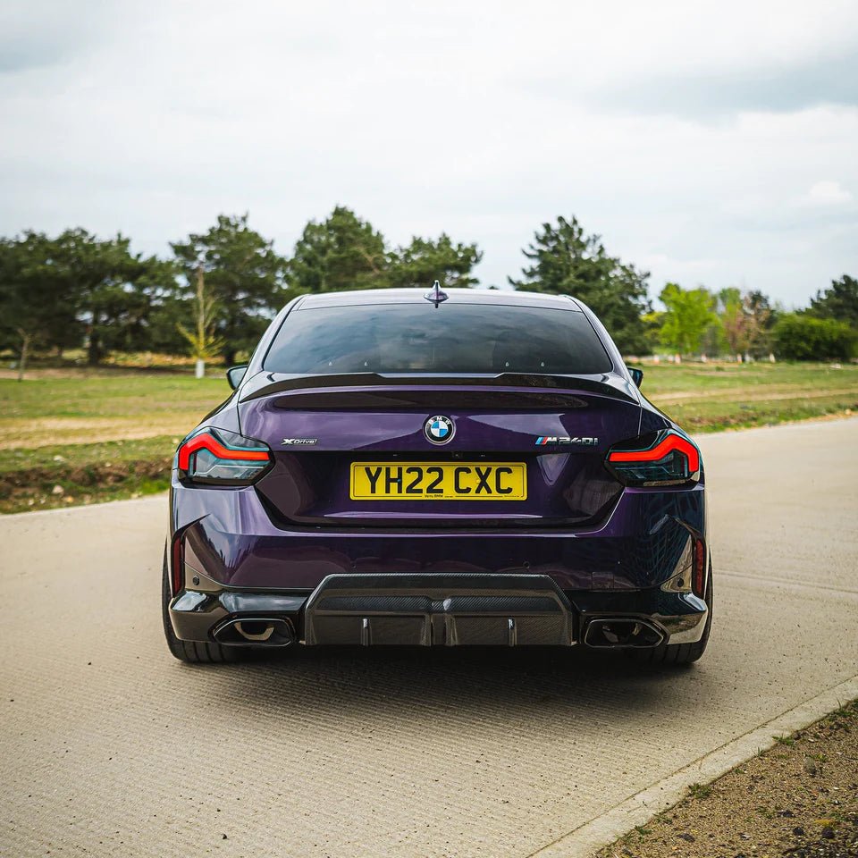 BMW 2 Series G42 Carbon Fibre V Style Spoiler – KITS UK